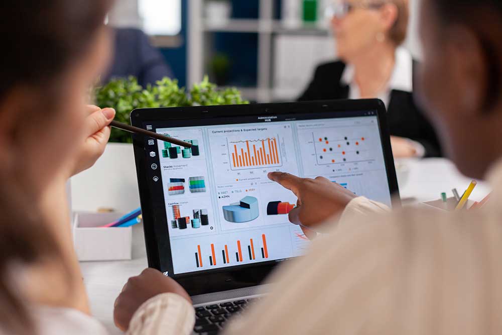 The Step-by-Step Guide to Implementing an ERP System - Raznameh Group The Step-by-Step Guide to Implementing an ERP System - Raznameh Group